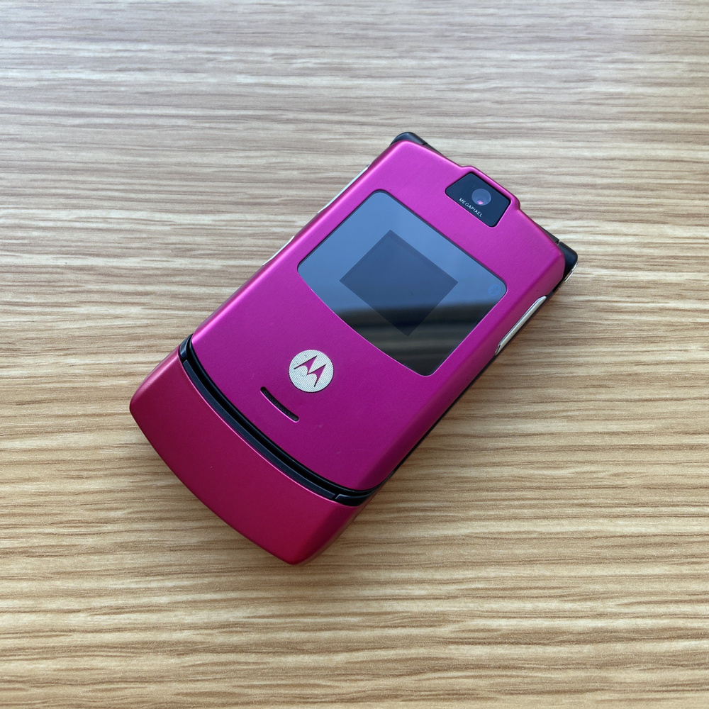 Мобильный телефон Motorola RAZR V3, розовый - купить по выгодной цене в ...