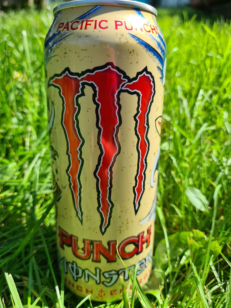 Энергетический напиток Monster Pacific punch купить на OZON по низкой ...