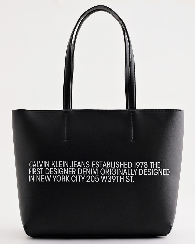 Calvin Klein Сумка на плечо тоут - купить с доставкой по выгодным ценам ...