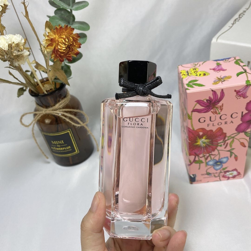 Gucci FLORA ORGEOUS GARDLNIA Духи 100 мл (1576898265)