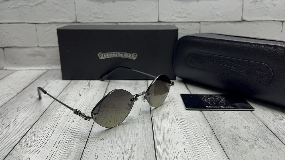 Очки солнцезащитные Chrome Hearts - купить с доставкой по выгодным ...