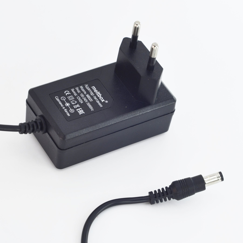 Блок питания (сетевой адаптер) универсальный 12V/2A (5,5*2,1 мм ...