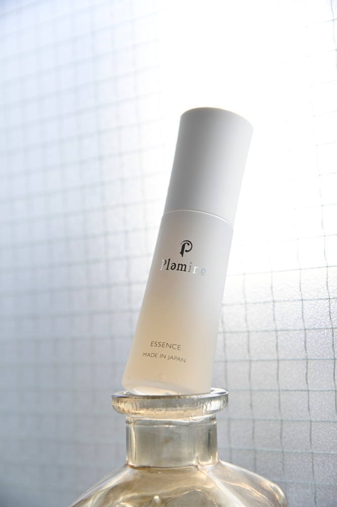 PLAMINE ESSENCE: Антивозрастная сыворотка для чувствительной кожи - купить с доставкой по ...