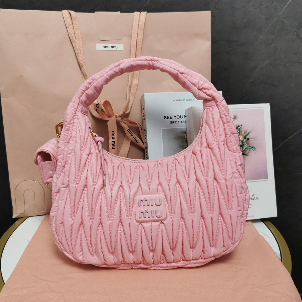 Miu Miu Сумка на плечо купить с доставкой по выгодным ценам в интернет магазине Ozon 1471741316