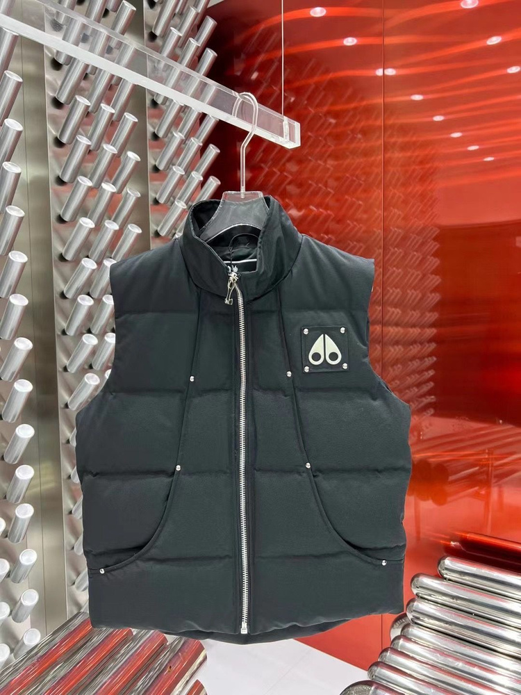 Жилет MOOSE KNUCKLES - купить с доставкой по выгодным ценам в интернет ...