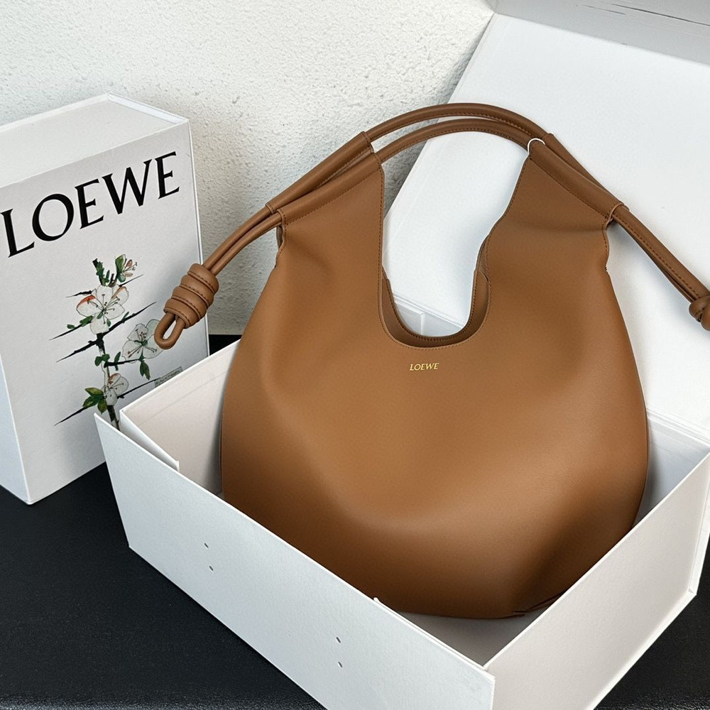 Loewe Сумка - купить с доставкой по выгодным ценам в интернет-магазине ...