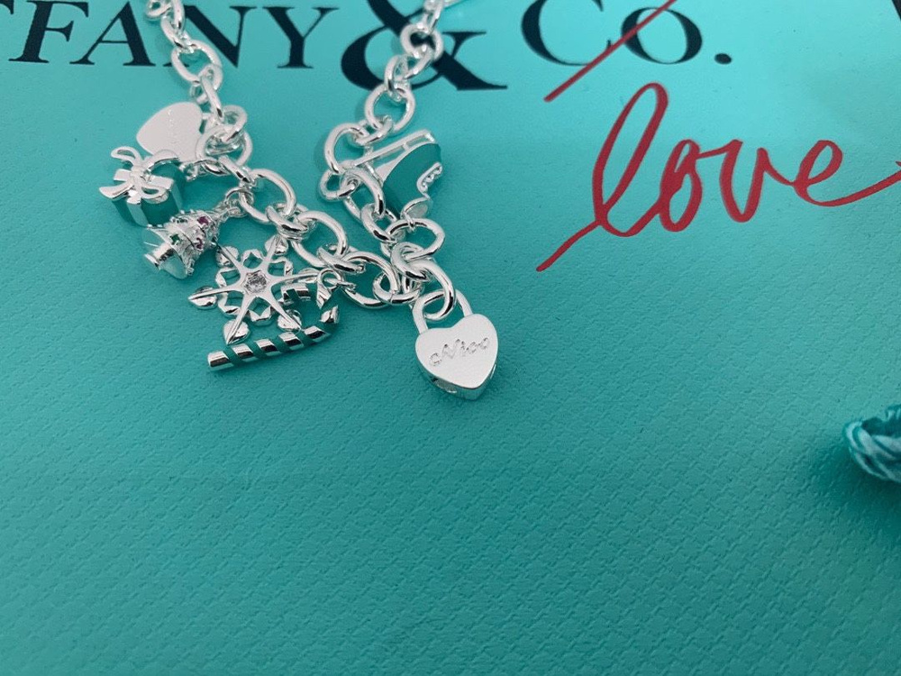 Tiffany & Co Браслет гибкий купить на OZON по низкой цене (1884903857)