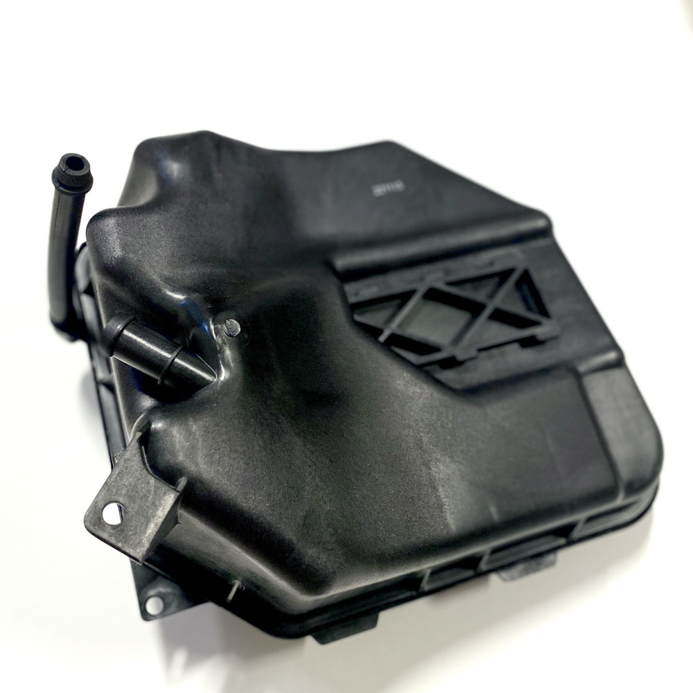 Расширительный бачок Vika для Volkswagen Touareg, Audi Q7, Porsche ...