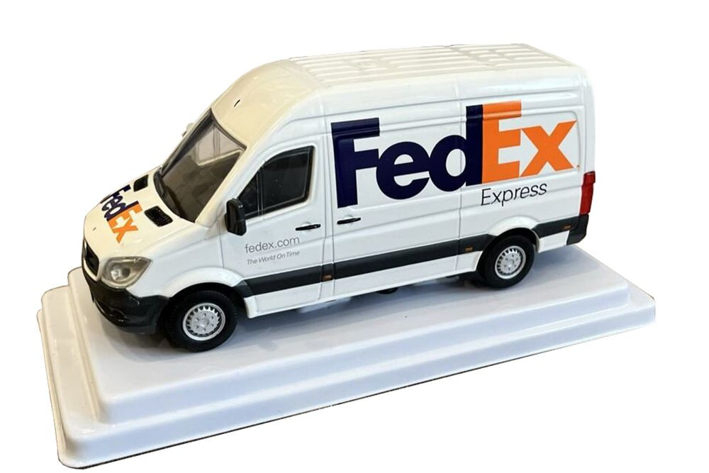Модель коллекционная mercedes sprinter fedex 2009 white / мерседес ...