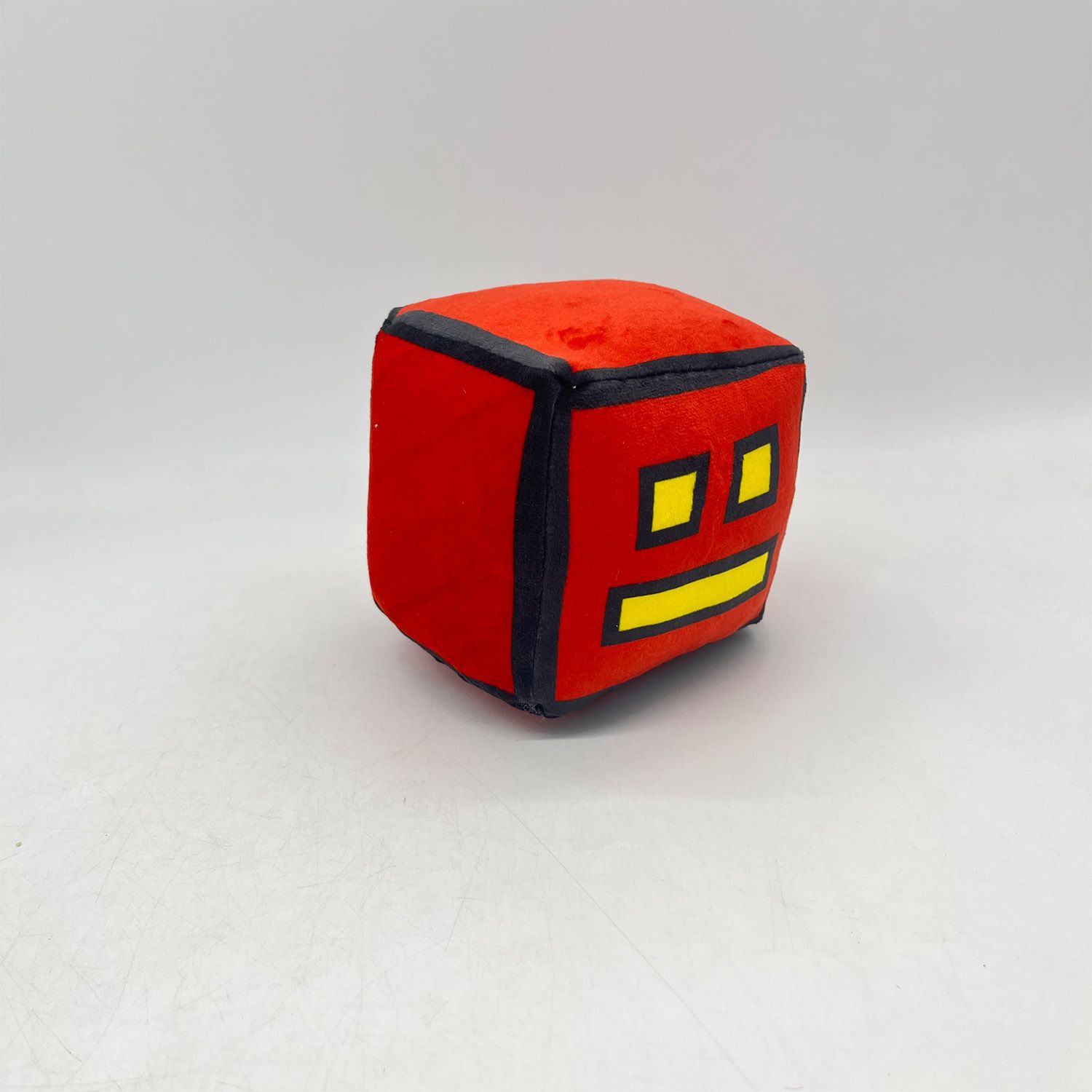 Мягкая игрушка,geometry dash PLUSH день рождения - купить с доставкой ...