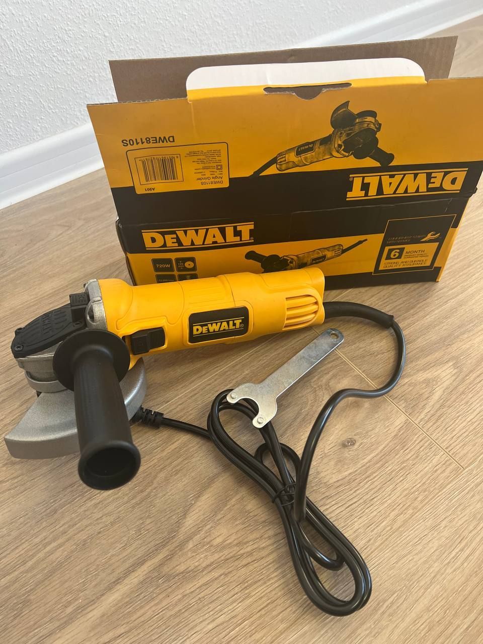 Шлифмашина угловая DeWalt Угловая Шлифовальная машина / УШМ / Болгарка Деволт с регулировкой ...