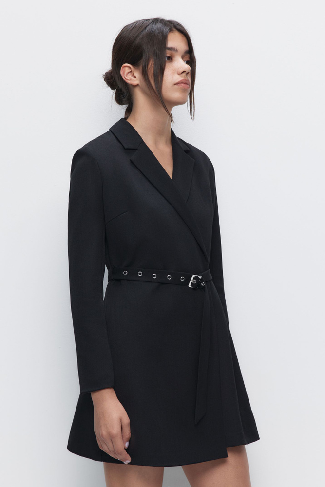 Платье-пиджак мини приталенное с запахом и поясом Befree 2341328532-50 ...