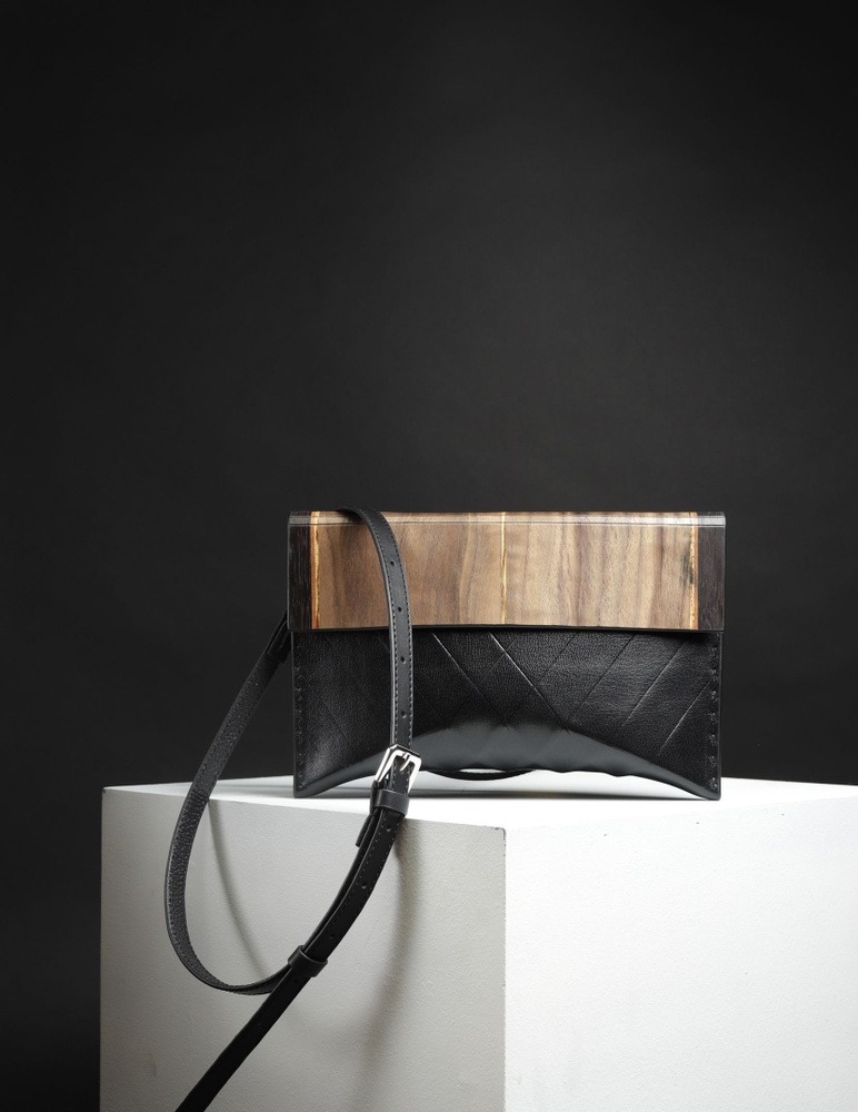 COOB&Nautilus Клатч - купить с доставкой по выгодным ценам в интернет ...