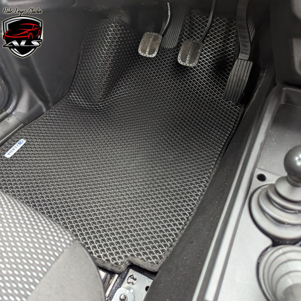 Коврики в салон автомобиля Auto Loyce Studio Автомобильные коврики LADA ...