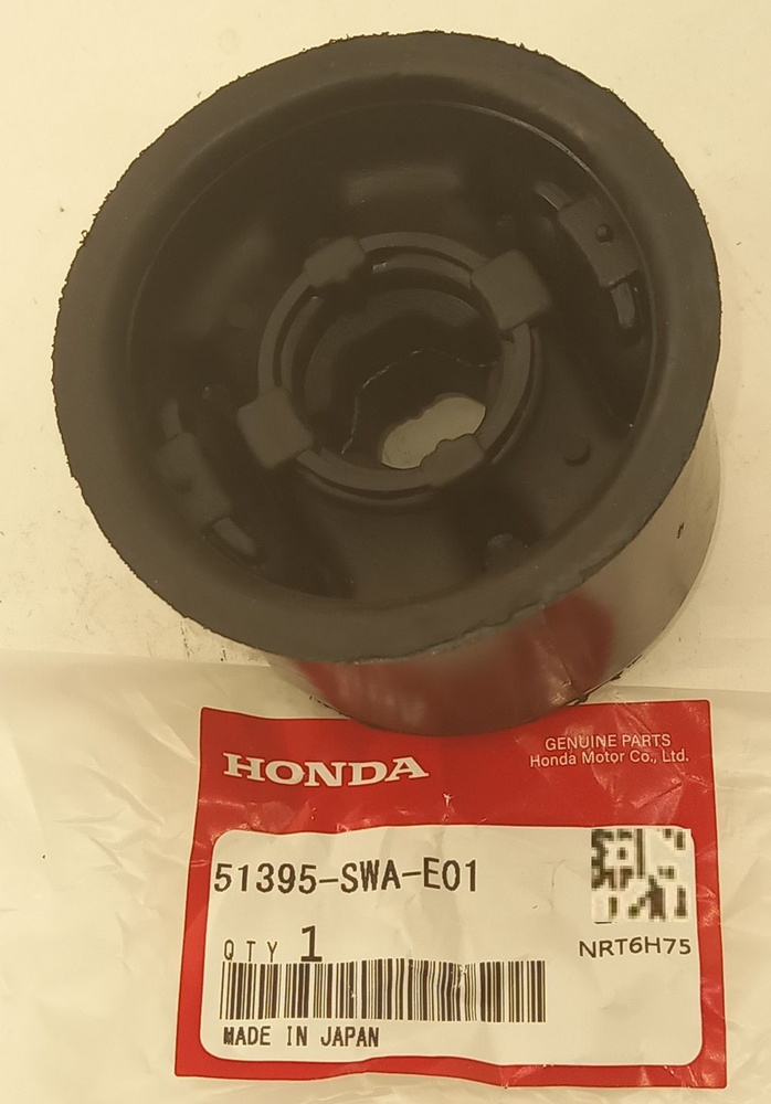 Сайлентблок задний переднего рычага Honda (Хонда) CR-V, 51395-SWA-E01 ...