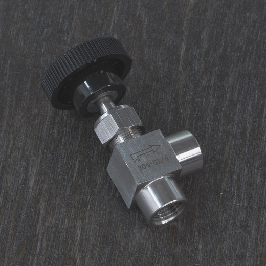Кран игольчатый 1/4" (AISI 304) угловой - купить с доставкой по ...