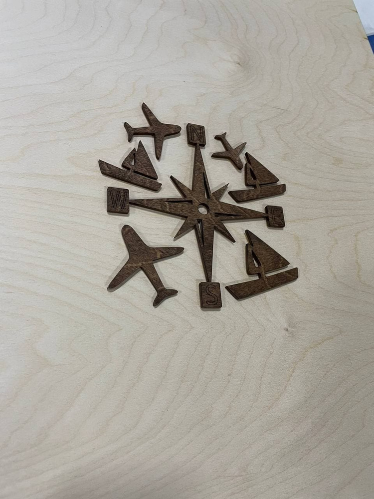 Украшение настенное интерьерное «woodpecker Craft Компас самолеты корабли к карте мира из