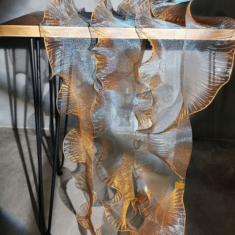 Прозрачная органза с крупными волнистыми кружевами, плиссированные ...