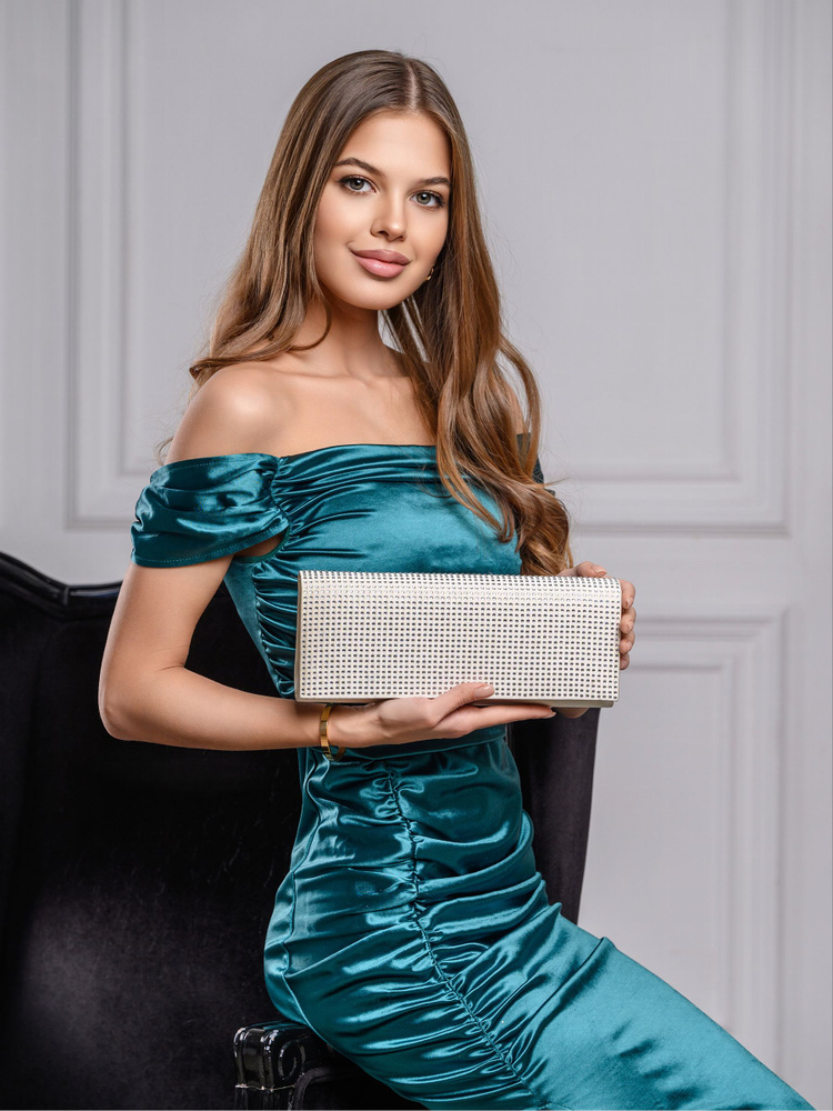 Клатч Pretty Mania - купить с доставкой по выгодным ценам в интернет ...