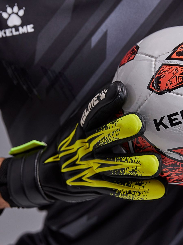 Вратарские перчатки KELME футбольные, размер 9 - купить с доставкой по ...