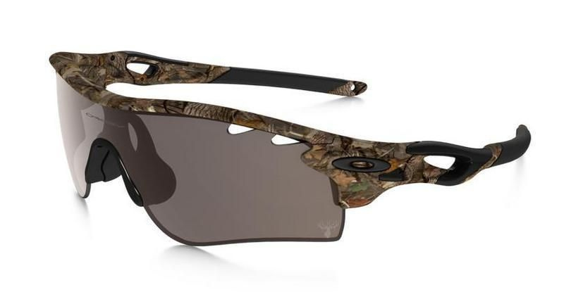 Очки солнцезащитные Oakley - купить с доставкой по выгодным ценам в ...