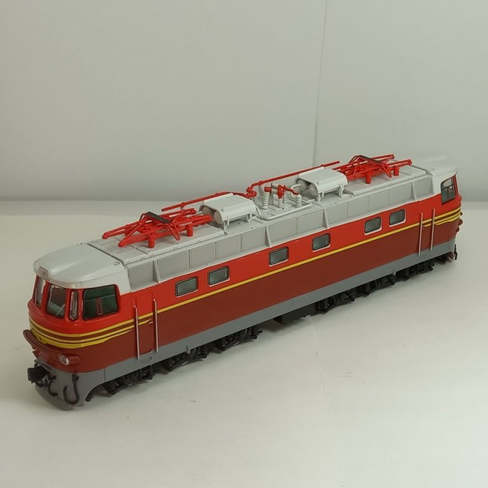 Коллекционная модель поезда MODIMIO Collections Пассажирский электровоз ...