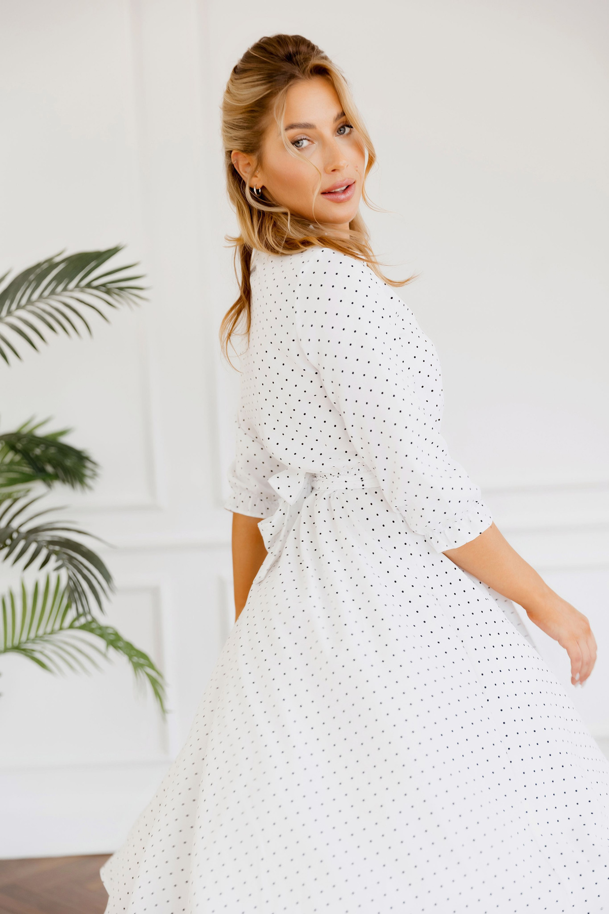 Платье Женский Melody Styles белый, черный Повседневный Укороченный ...