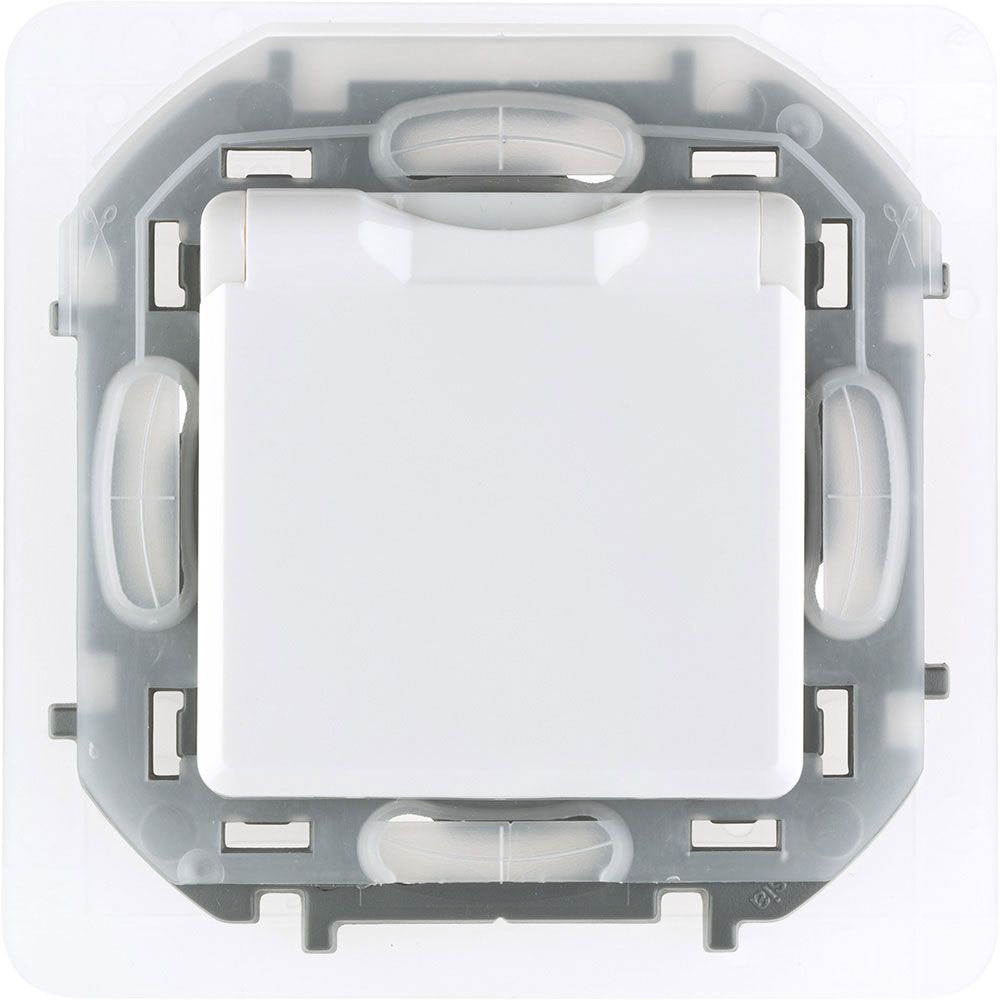 Розетка IP44 Legrand Inspiria с заземлением, защитными шторками и ...