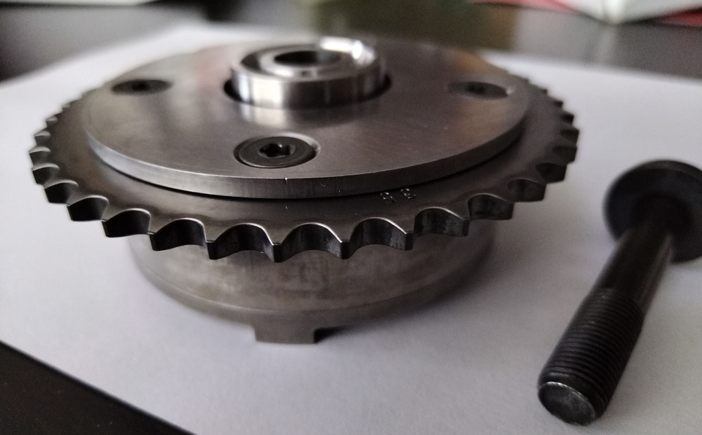 шкив впускного распредвала с фазорегулятором пежо - Peugeot-Citroen арт ...