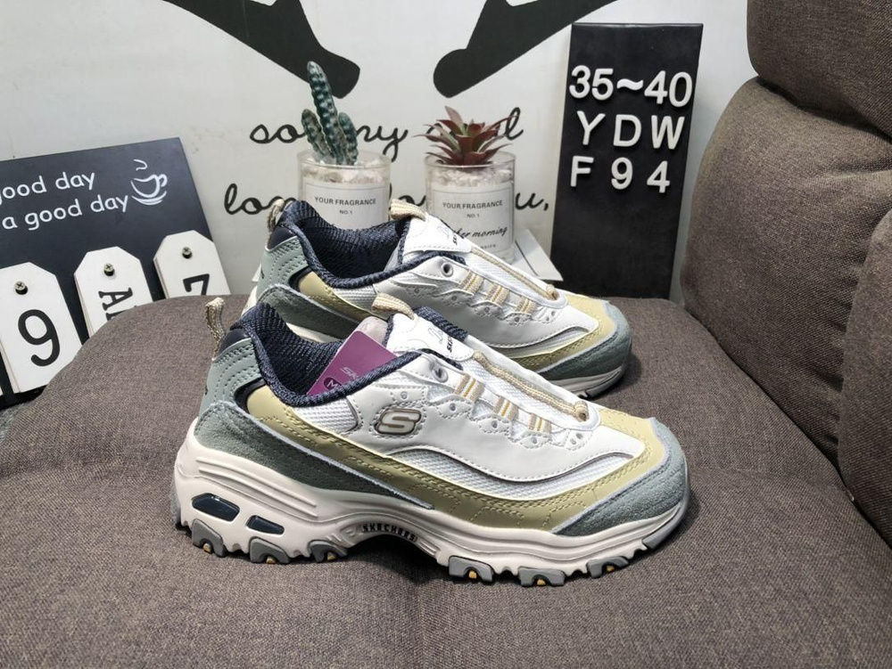 Кроссовки Skechers Boutique. Итальянская мода (журнал) - купить с ...