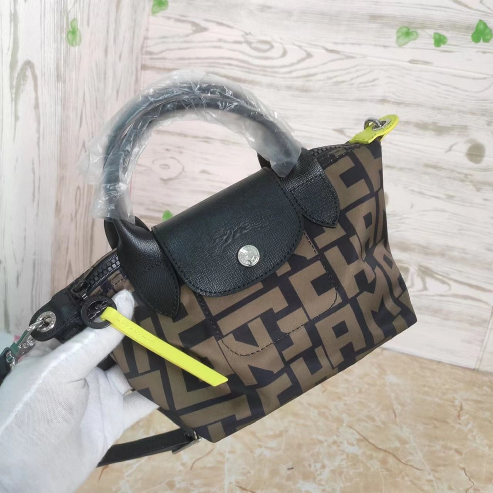 Сумка LONGCHAMP - купить с доставкой по выгодным ценам в интернет ...