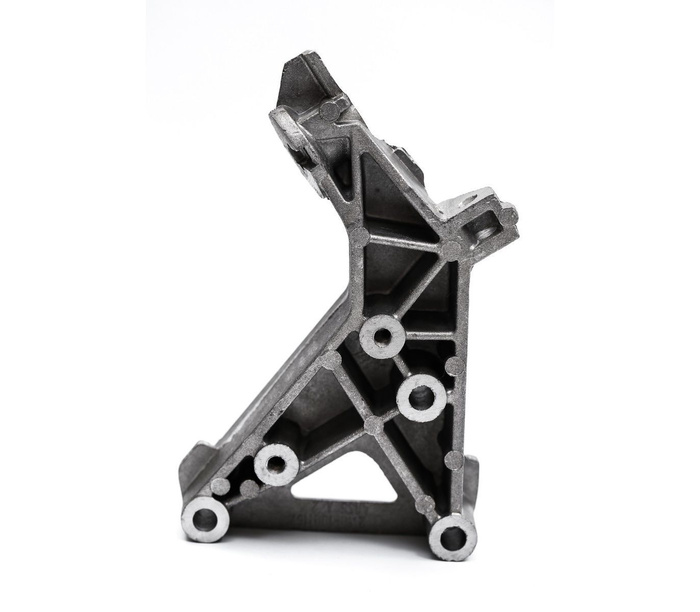 Кронштейн 2110 Опоры Двигателя Правый С/О - LADA арт. 21100100115700 ...