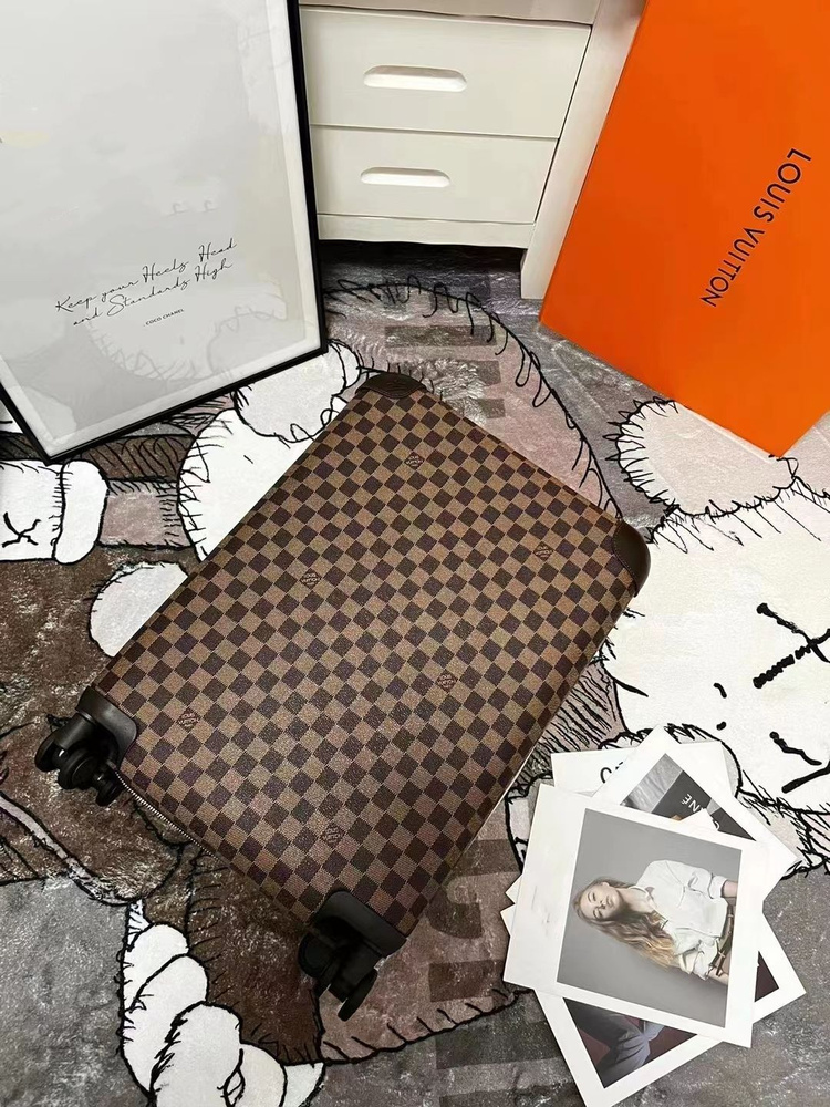 Чемодан Louis Vuitton, Алюминий, 50 см, 60 л - купить с доставкой по ...