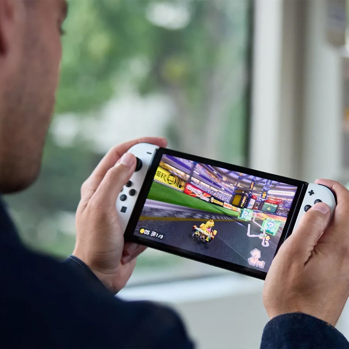 Консоль Nintendo Switch OLED (белый) + Карта памяти SanDisk Switch ...