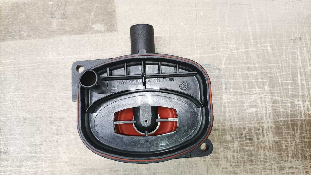 Клапан вентиляции Volvo 8642424 - Volvo арт. 8642424 - купить по ...