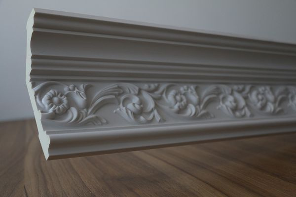 Потолочный плинтус из полиуретана. Цена за шт. размер 60*140*2400 мм ...