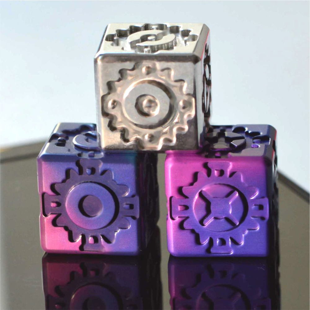 Металлические игральные кубики Isomorphic Dice зеркальная полировка ...