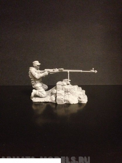 Вопросы и ответы о Сборная модель ТРИ БОГАТЫРЯ 5011ТБ Боец на коленях с противотанковым ружьем ...
