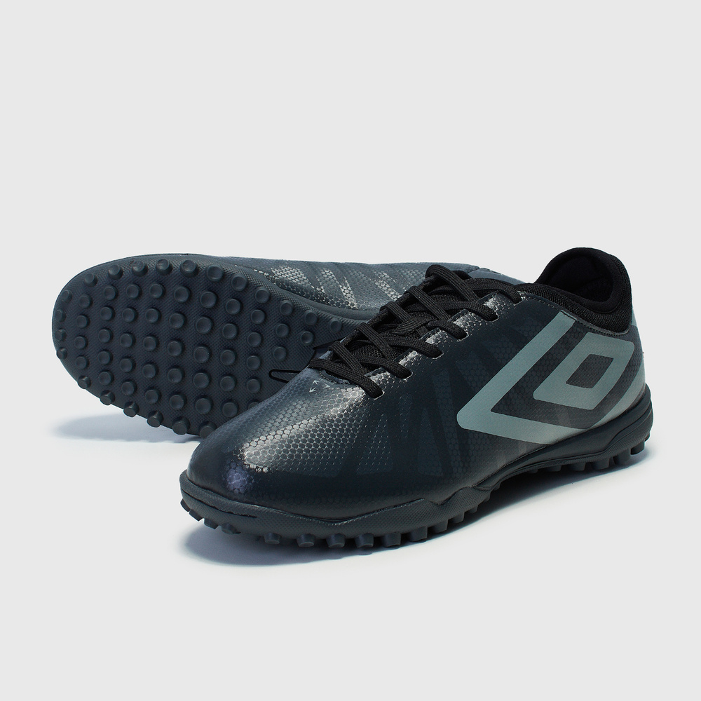 Сороконожки для футбола UMBRO, 45, черный - купить по выгодной цене в ...