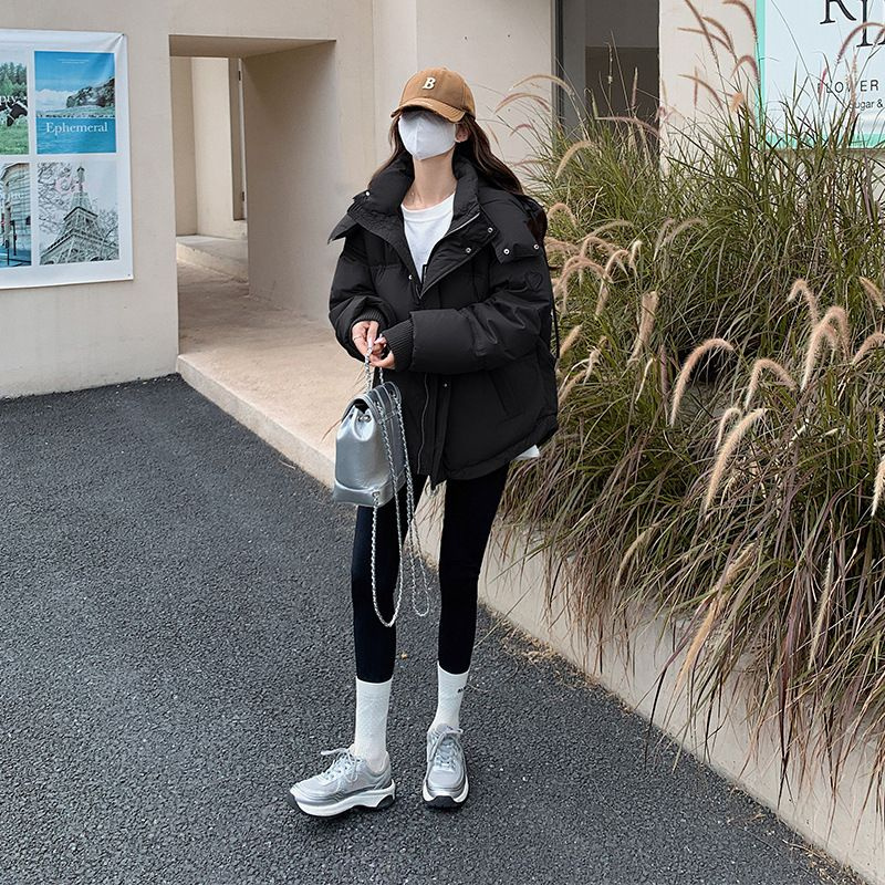 Пуховик Женский MOOCIE Капюшон черный круглый Полиэфирное волокно, размер 46 Длинный Зима ...