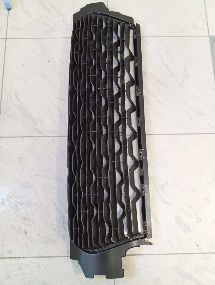 Решетка бампера переднего Duster2 оригинал - Renault арт. 622544890R ...