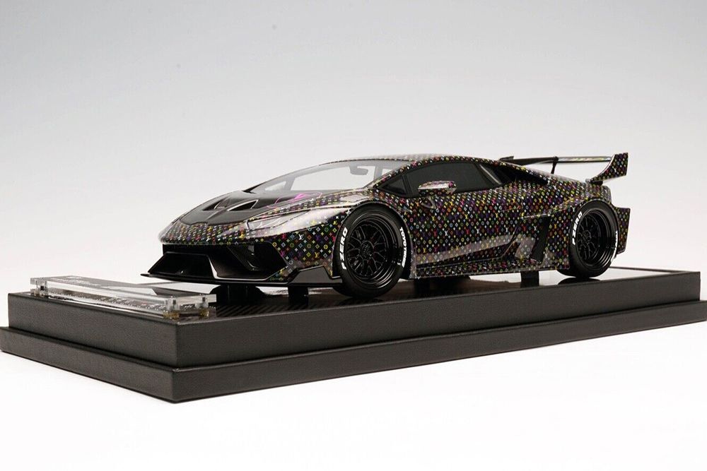 Модель коллекционная Lamborghini huracan louis vuitton 2024 black lv ...