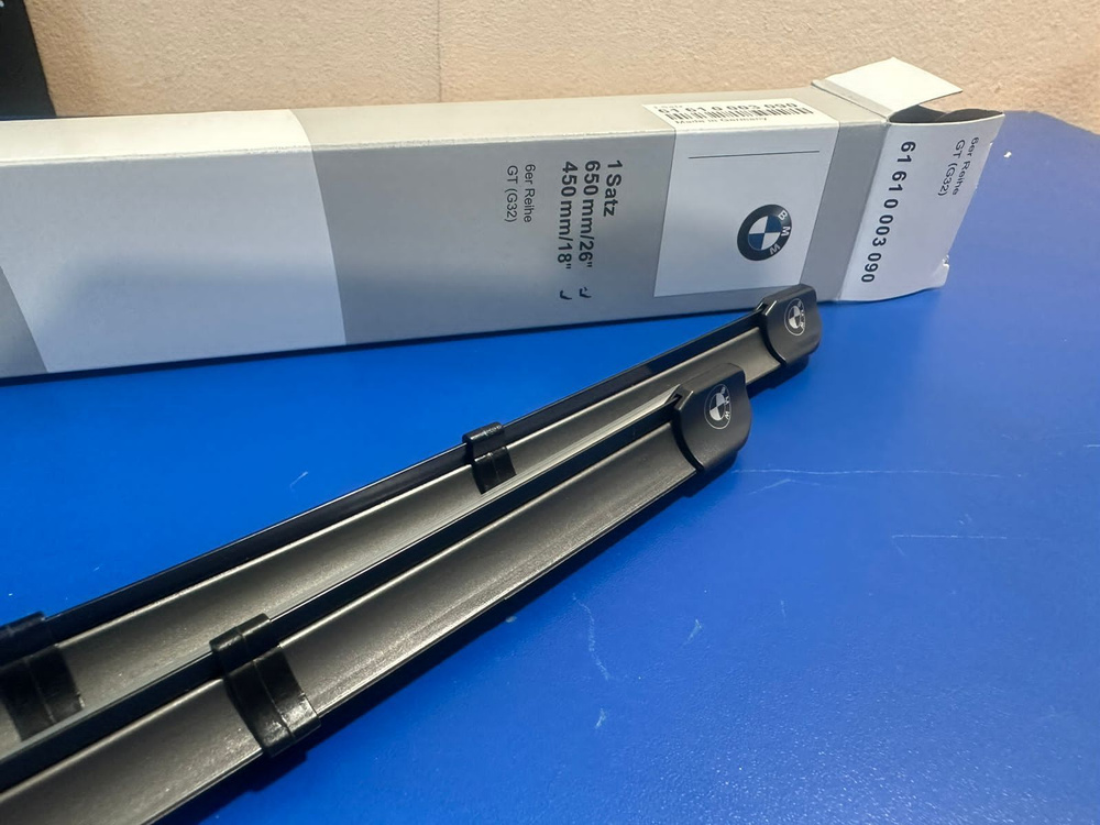 Комплект бескаркасных щеток стеклоочистителя BMW 61610003090, крепление ...