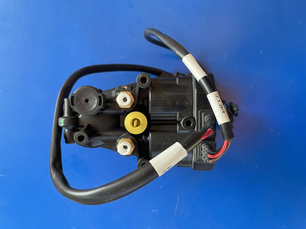 Компрессор пневмоподвески VOLVO 31360720 оригинал - Volvo арт. 31360720 ...