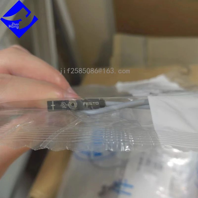 Оригинальная версия FESTO 574334 SMT - 8M - A - PS - 24V - E - 0,3 ...