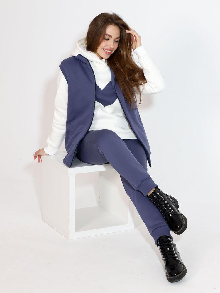 Костюм спортивный AMAZING CLOTHES купить на OZON по низкой цене (806771550)