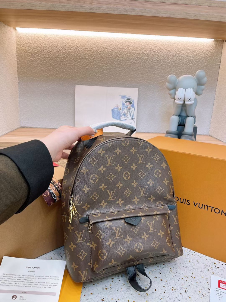 Рюкзак Louis Vuitton lv - купить с доставкой по выгодным ценам в ...