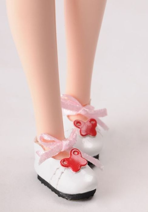 Туфли для БЖД кукол Dollmore 12 inches Butterfly Shoes White (Белые, с ...