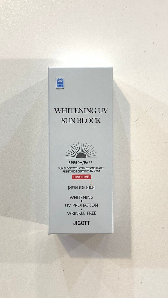 Jigott Солнцезащитный крем для кожи лица и тела SPF50+ PA+++ UVA+UVB ...