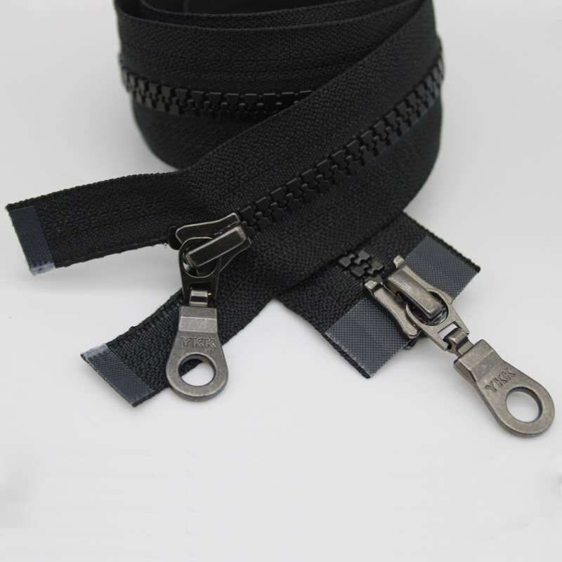 Застежка-молния разъемная. YKK. Тип 5. Длина 80 см. Черная. Трактор. 2 металлических бегунка ...